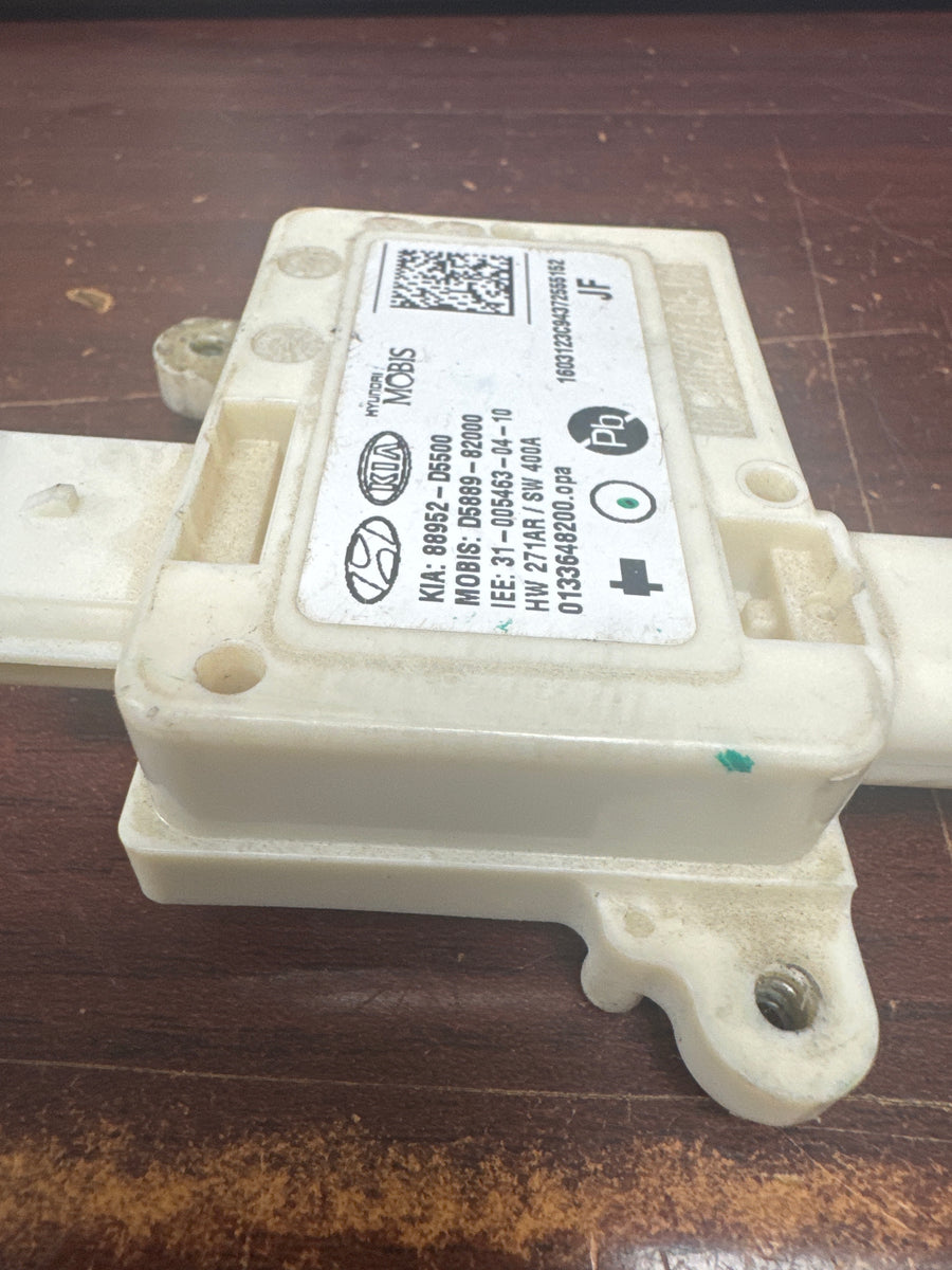 KIA OPTIMA FRONT PASSENGER SEAT OCCUPANT SENSOR PN: 88952-D5500 (P ...