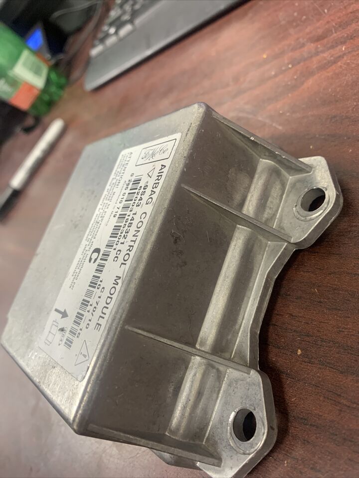 FORD FOCUS AIRBAG CONTROL MODULE P/N 9S4314B321CC (P) – Airbag Master Tech
