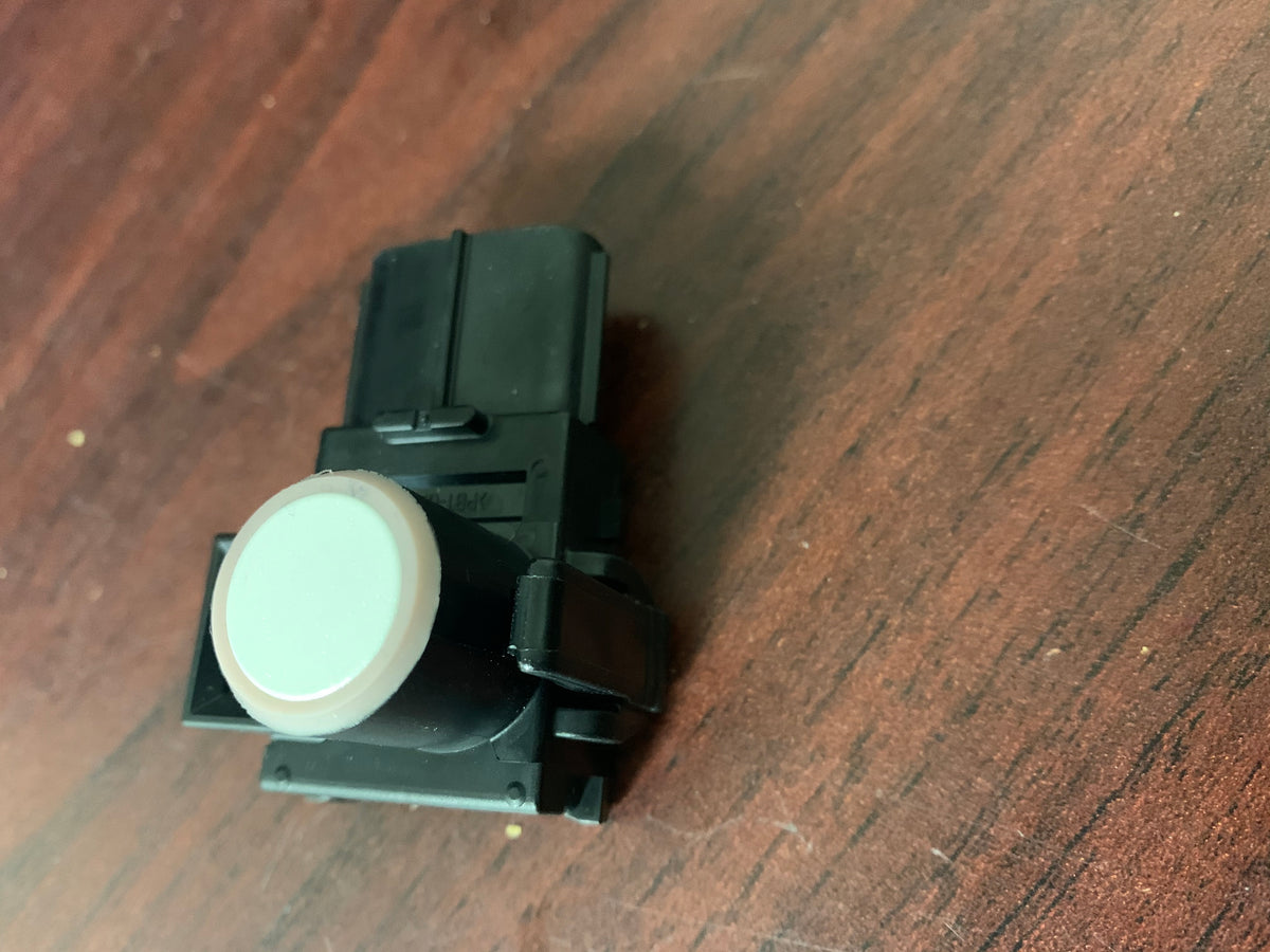 TOYOTA ULTRA SONIC PARK SENSOR PN:89341-48010 – Airbag Master Tech